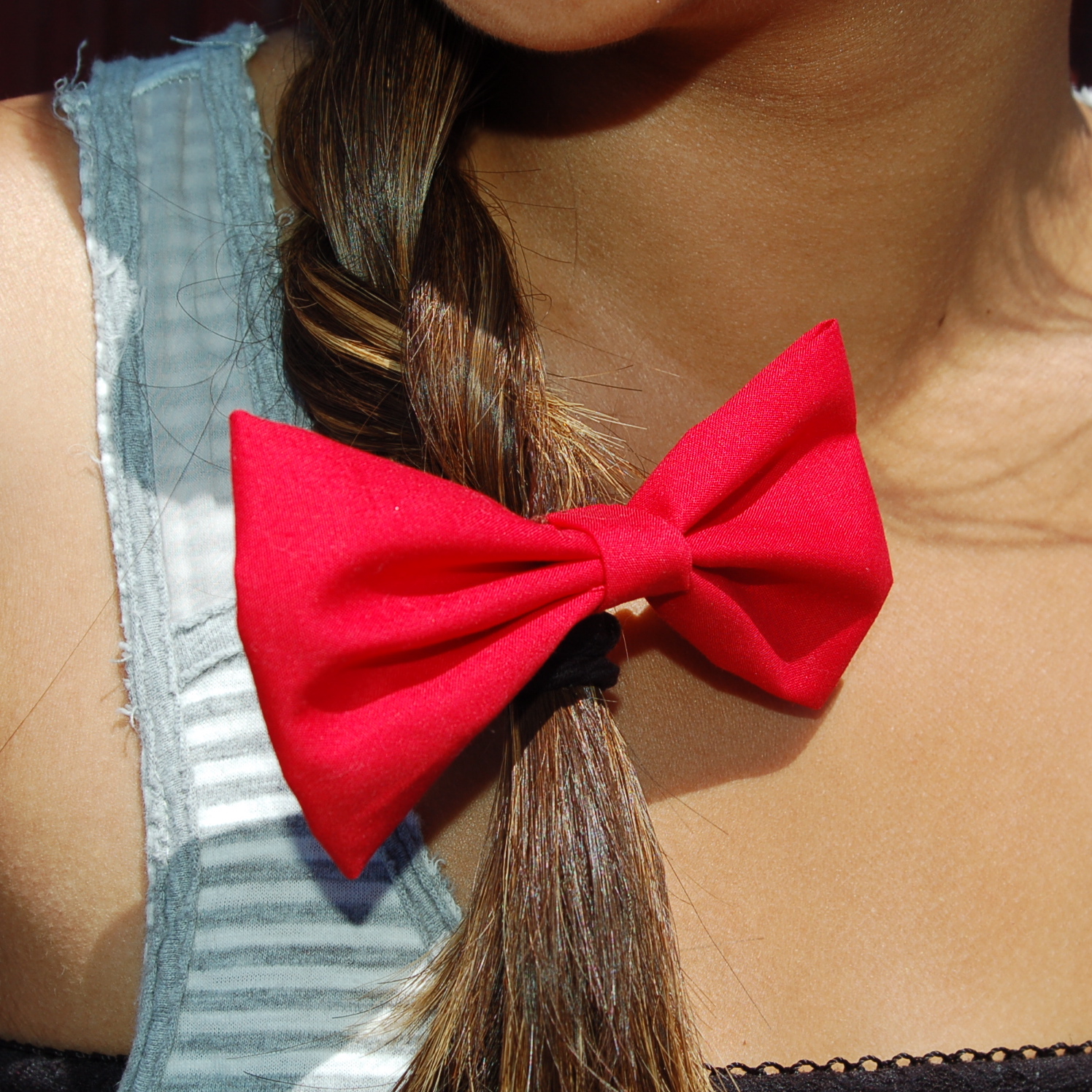 Red Bow on Storenvy